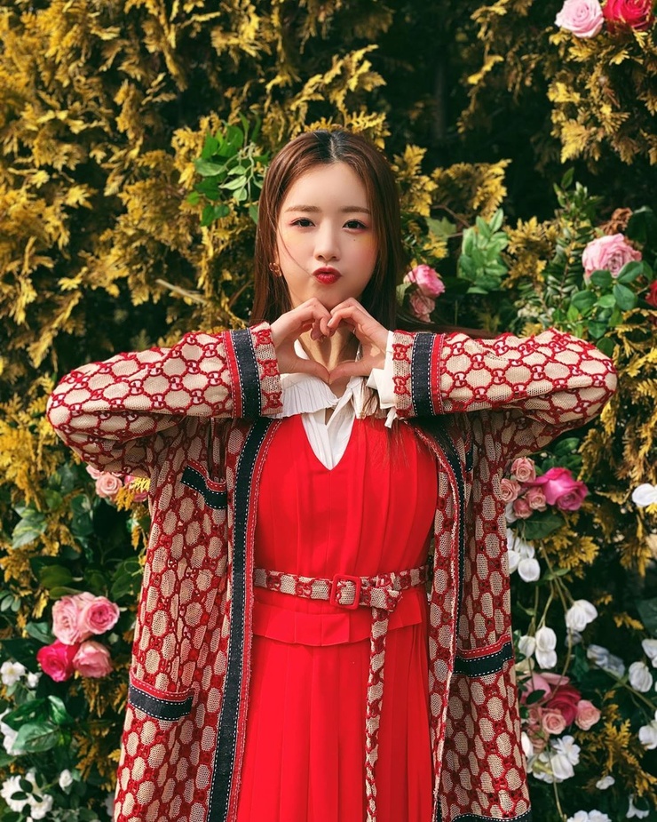 Picture of Yoon Bomi