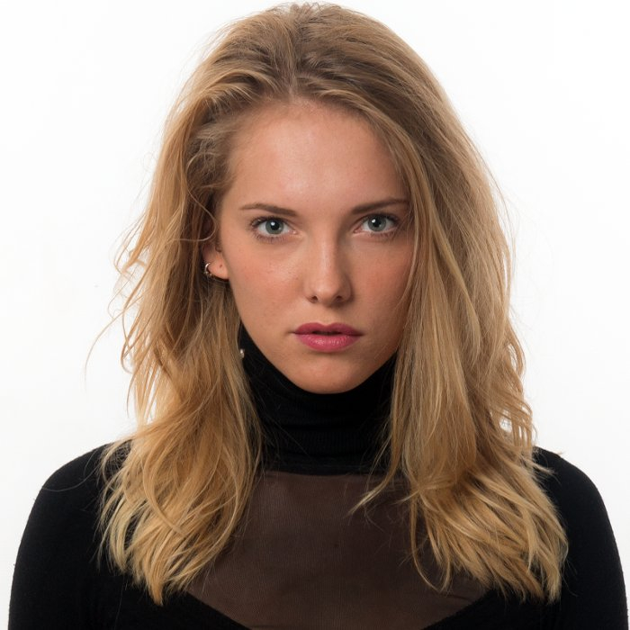 Picture of July Janssen