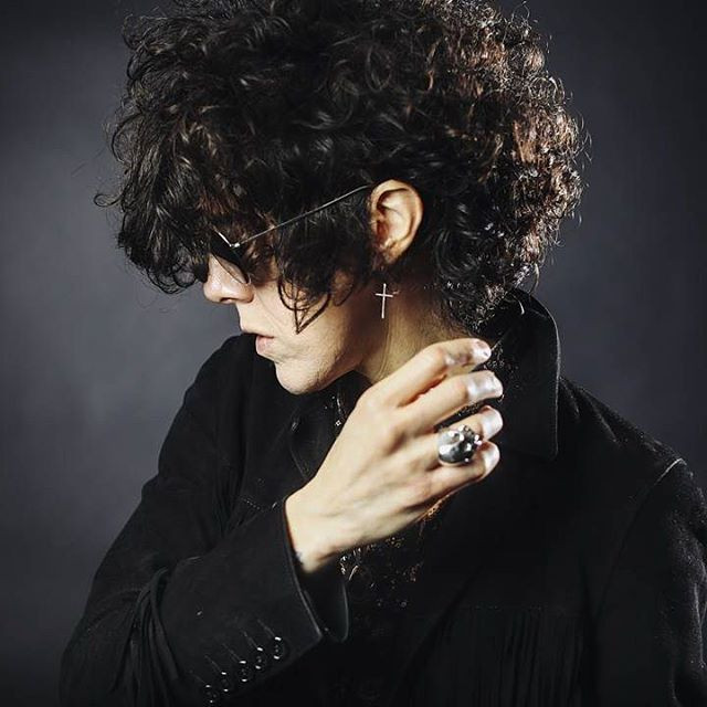 Picture of Laura Pergolizzi