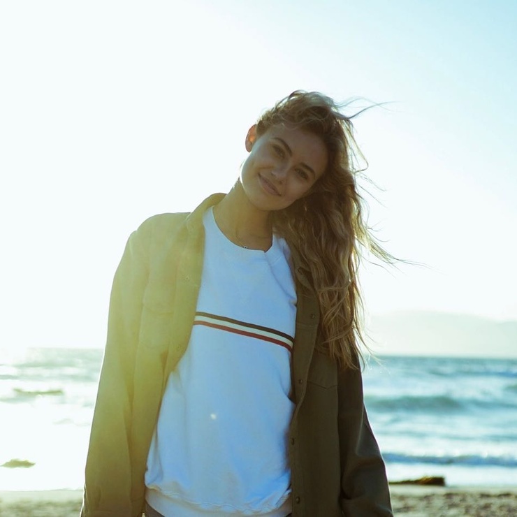 Picture of Elizabeth Jamrozy