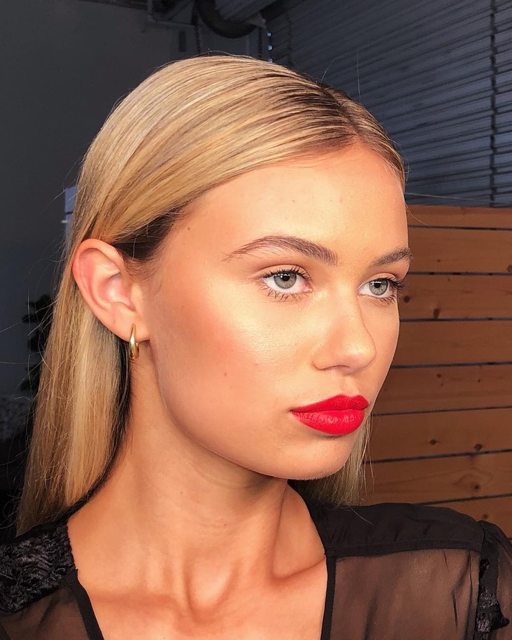 Picture of Elizabeth Jamrozy