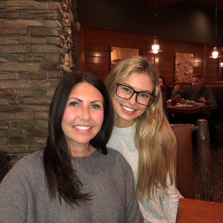 Elizabeth Jamrozy image