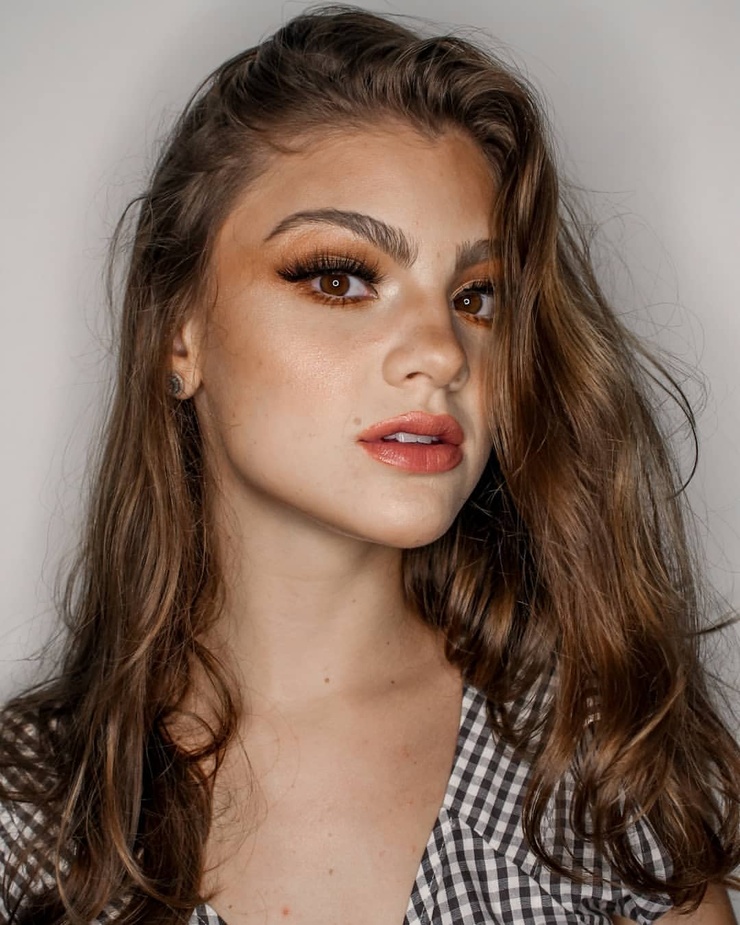 Picture of Debora Ozório