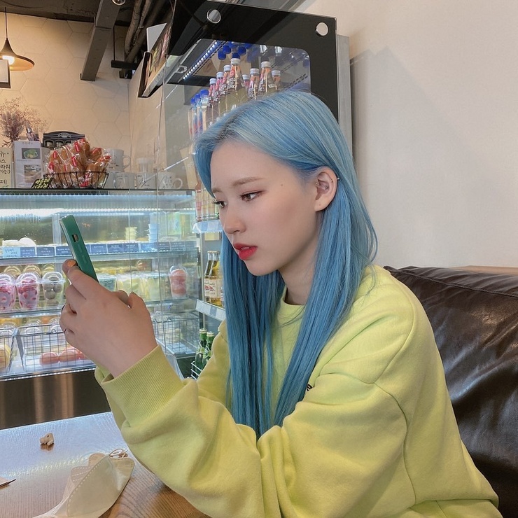 Picture of Elly (엘리)