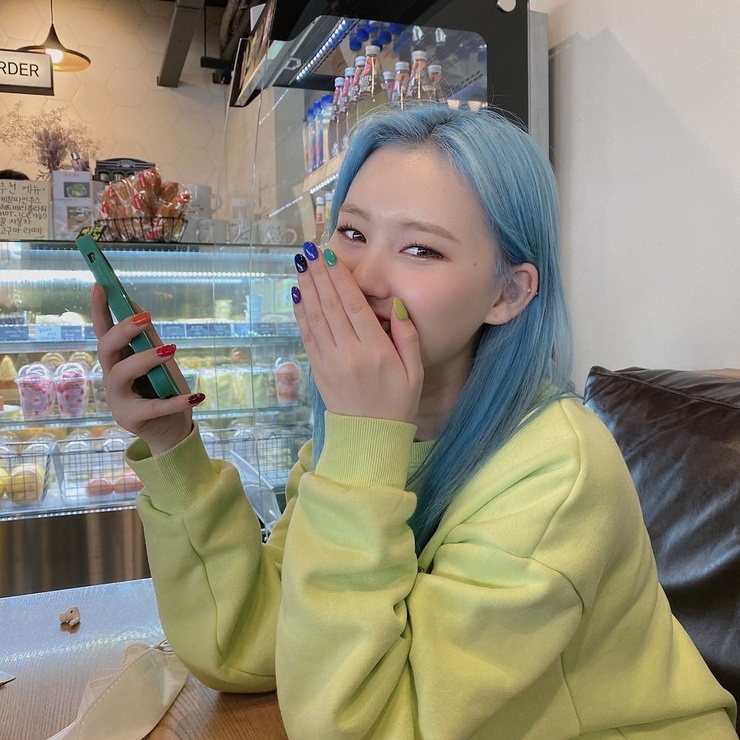 Picture of Elly (엘리)