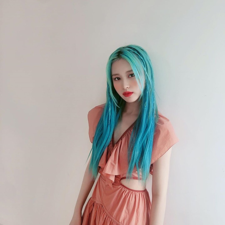 Picture of Elly (엘리)