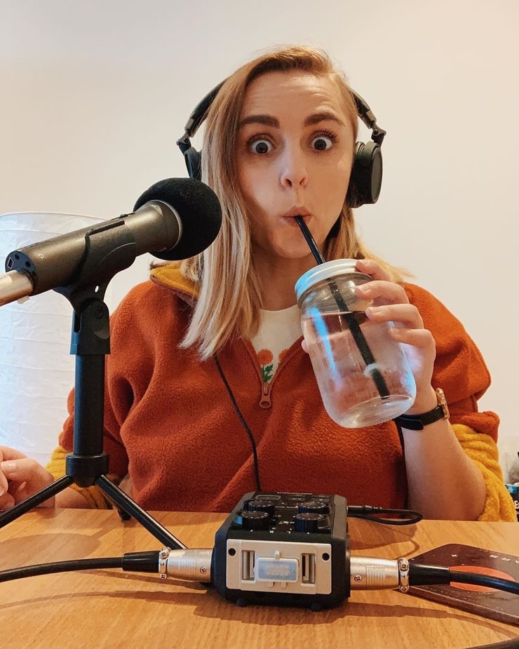 Picture of Hannah Witton