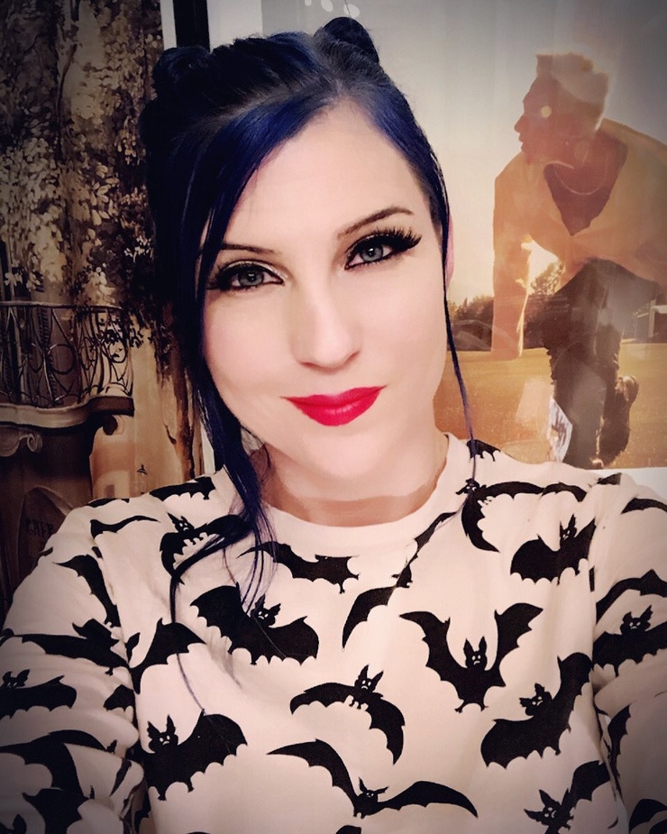 Picture of Leva Bates