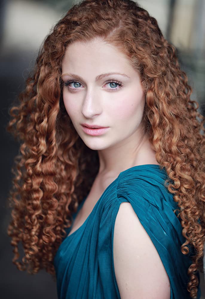 Picture of Gillian Saker