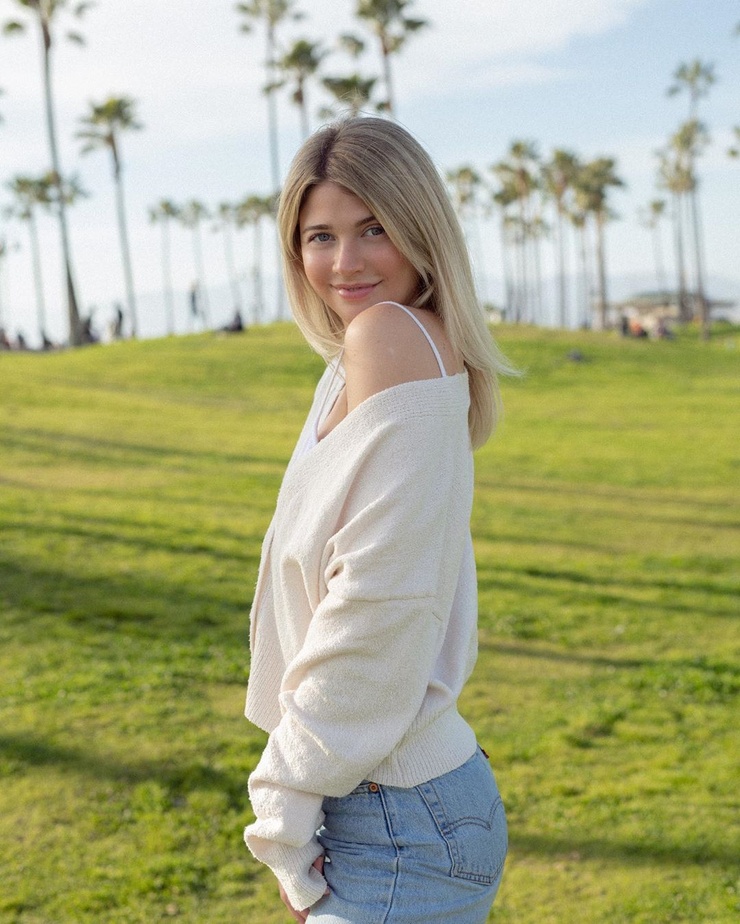 Picture of Sarah Fisher