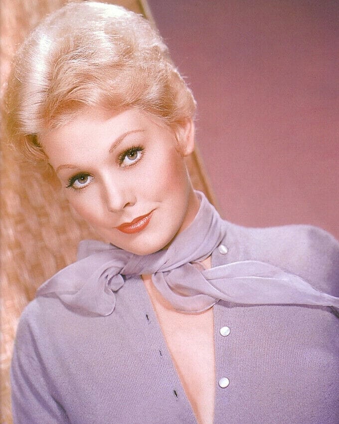 Kim Novak Image