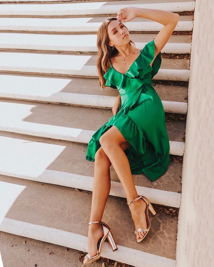 Picture of Lindsay Rienstra