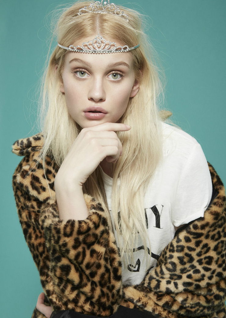 Picture of Hazel Graye