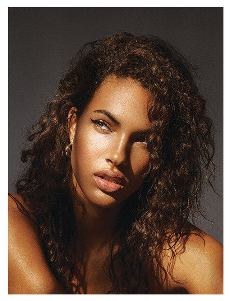 Jessica Strother picture