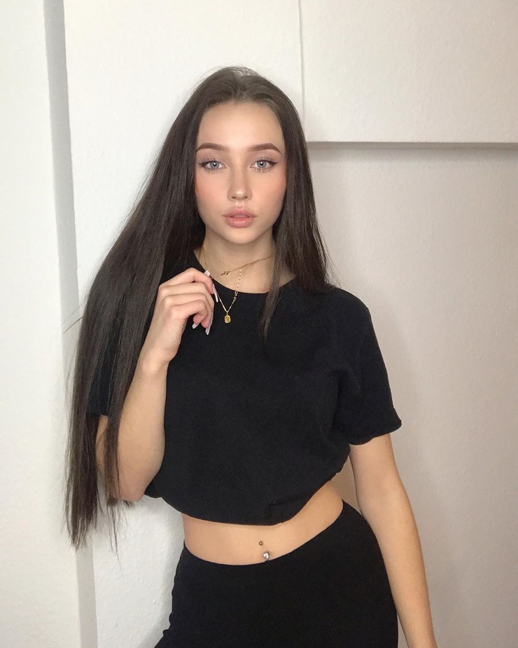 Picture of Nicole Sto