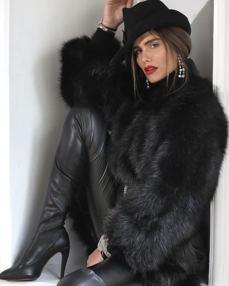 Picture of Angela Ponce