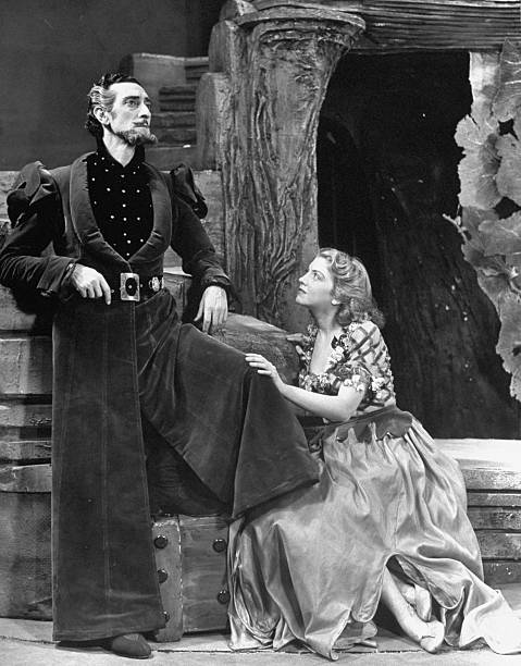 Arnold Moss, Frances Heflin