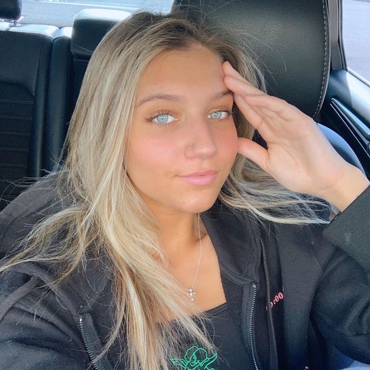 Picture of Madison Lewis