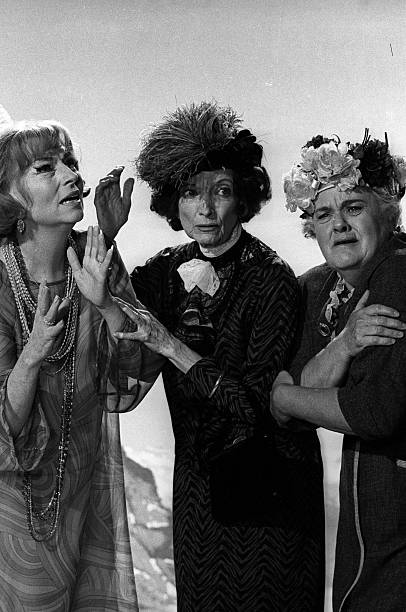 Agnes Moorehead, Estelle Winwood, Reta Shaw