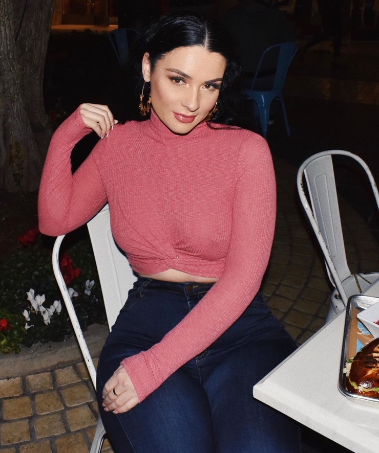 Picture of Viktoria Kay