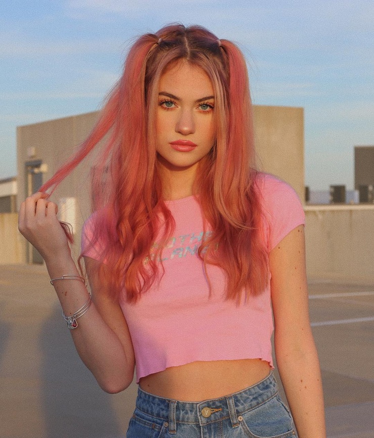 Picture of Kennedy Walsh