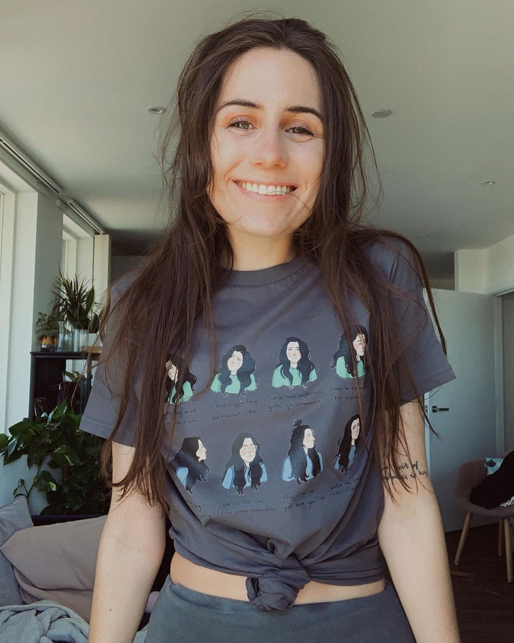 Picture of Dodie Clark