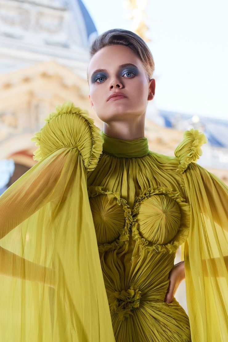 VALOU WEEMERING image