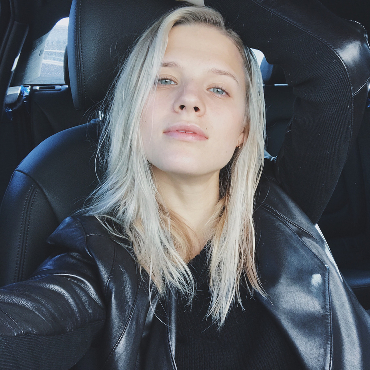 Picture of Molly Kate Kestner