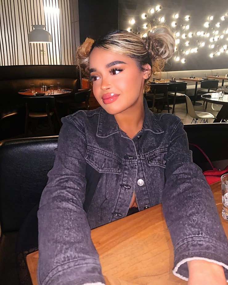 Picture of Giselle Lynette