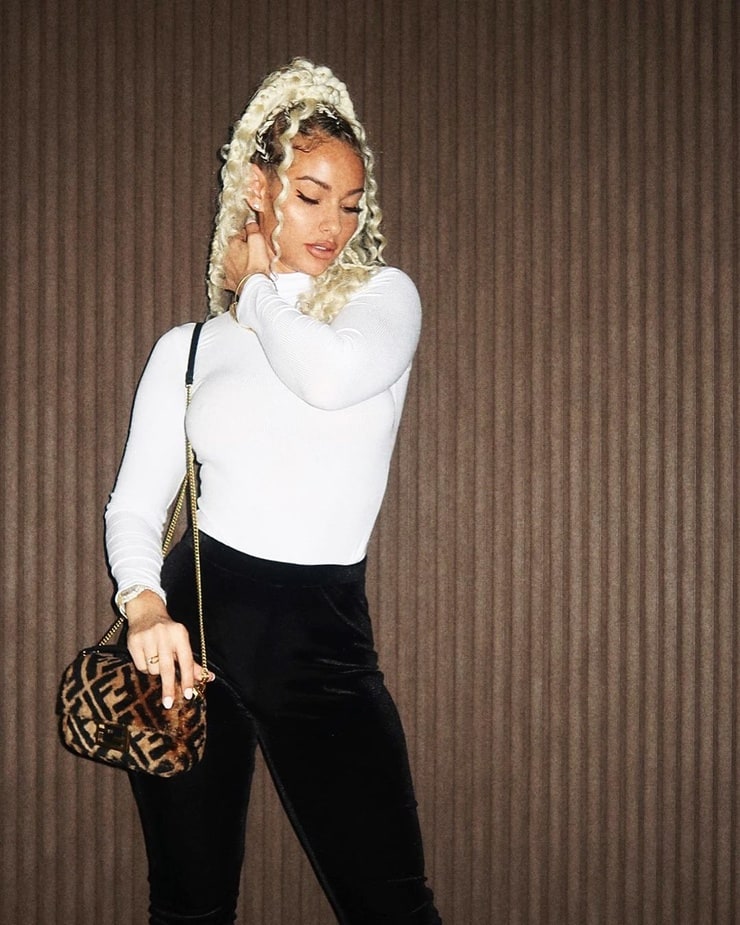 Picture of Lauren Racine Wood