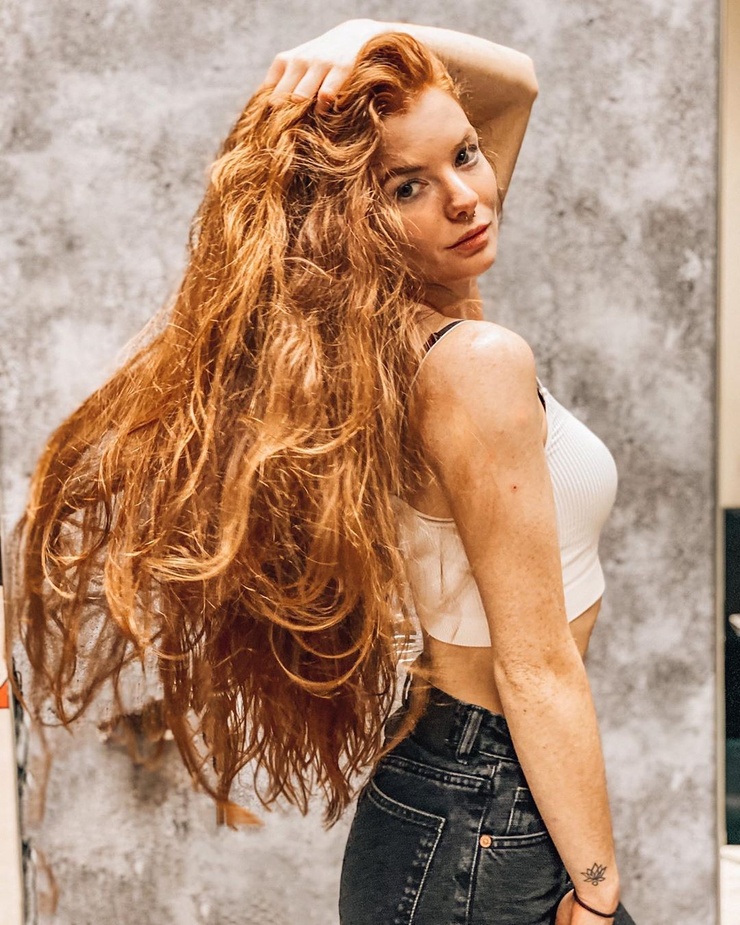 Image of Laura Roxanna