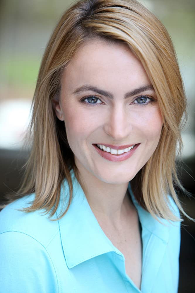 Picture of Elizabeth Arends