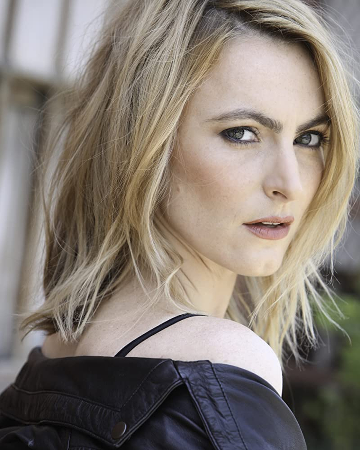 Picture of Elizabeth Arends