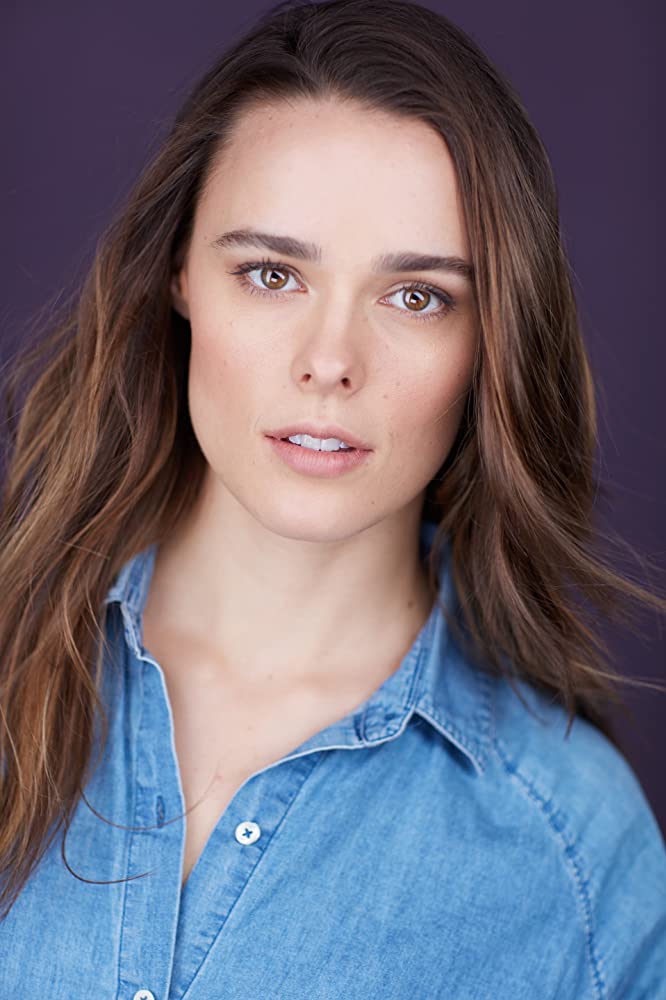 Picture of Emma Thorne