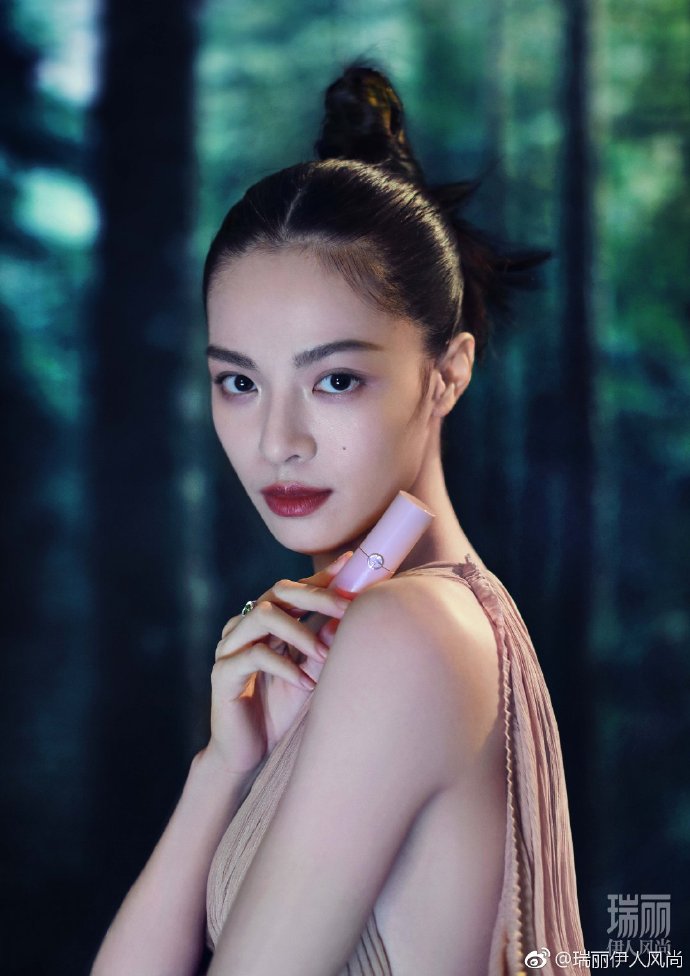 Picture of Elane Zhong