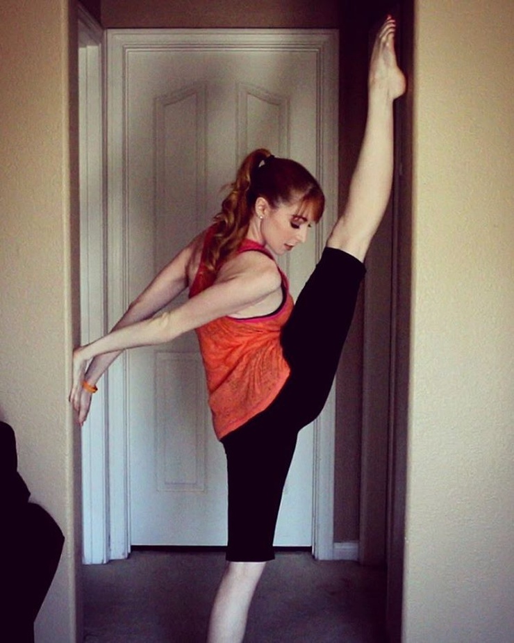 Picture of Lisa Foiles