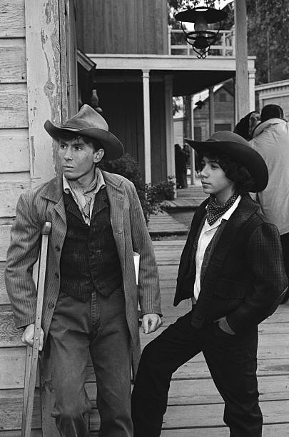 Ike Eisenmann, Meeno Peluce