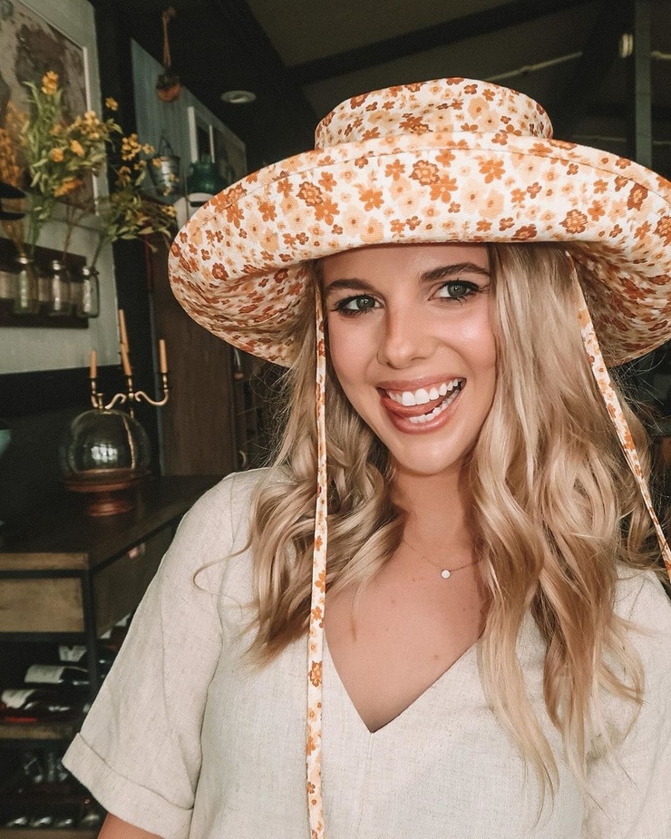 Picture of Nicole Franzel