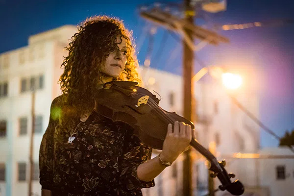 Picture of Lauren Baba