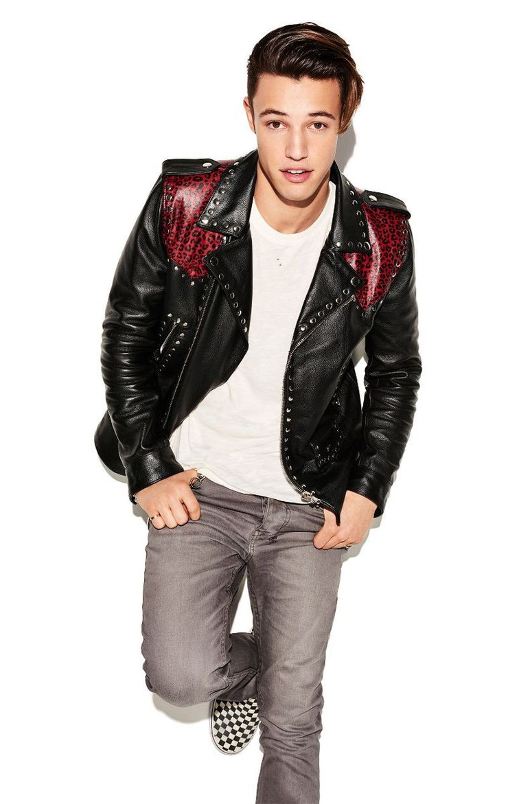 Cameron Dallas image