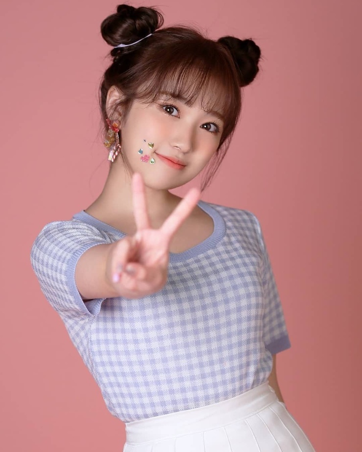Image of Nako Yabuki