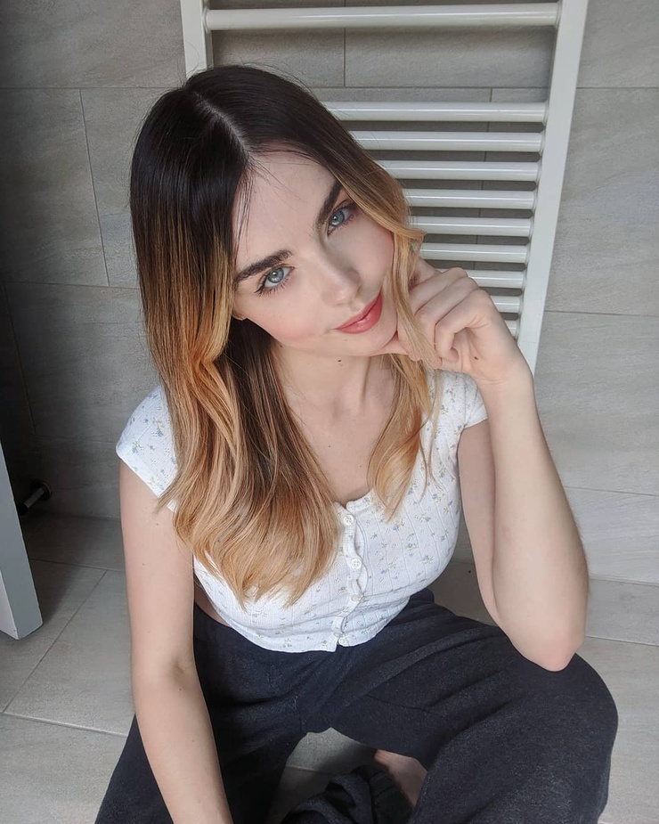 Picture of Danielle Sharp