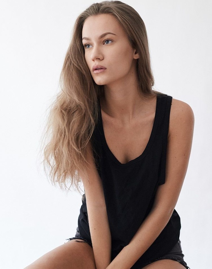 anastasia dimitrova image