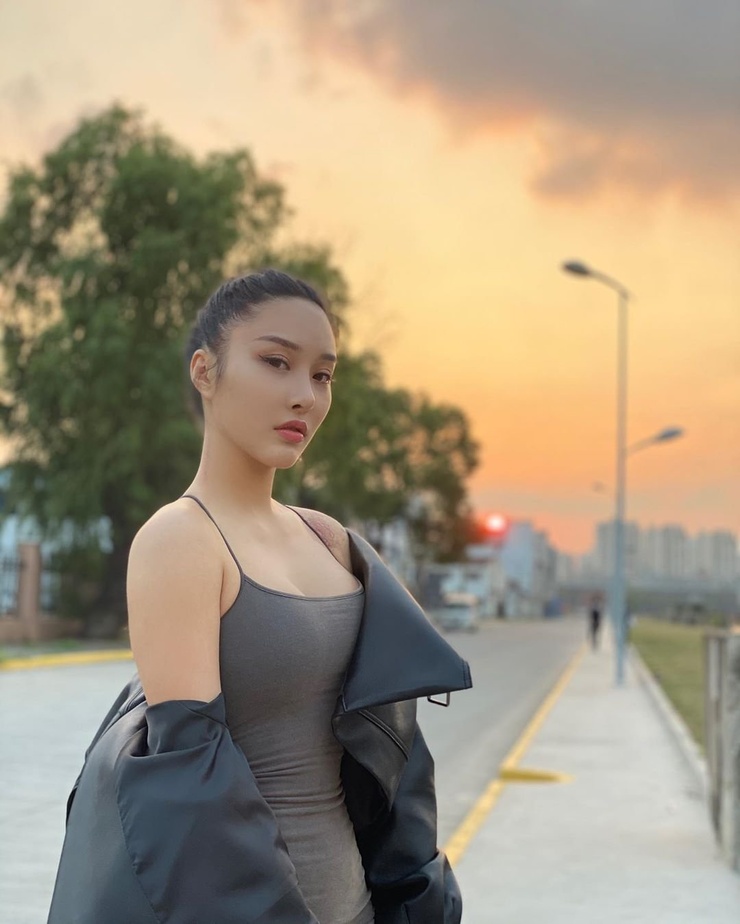 Picture of Songyuxin Hitomi