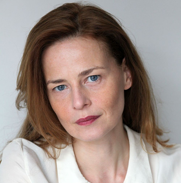 Picture of Elin Petersdottir