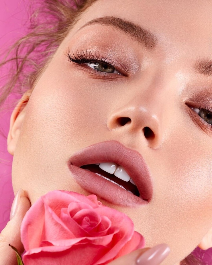 Picture of KATE KONLIN