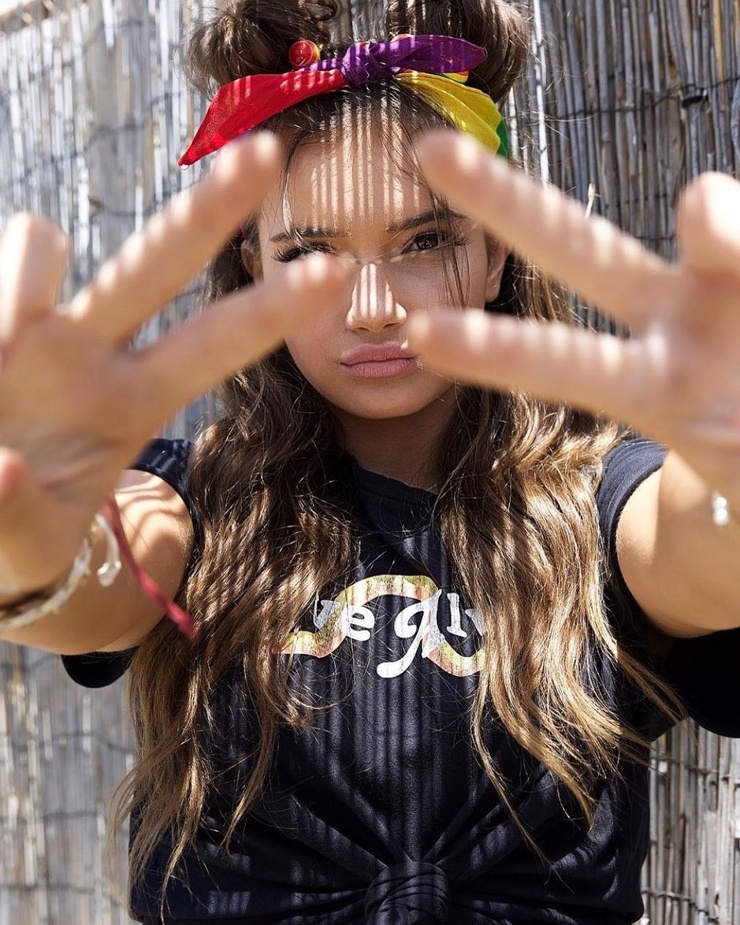 alexis jayde burnett picture