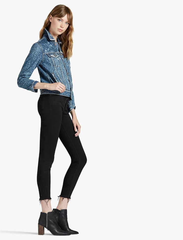 Picture of Hazel Crew