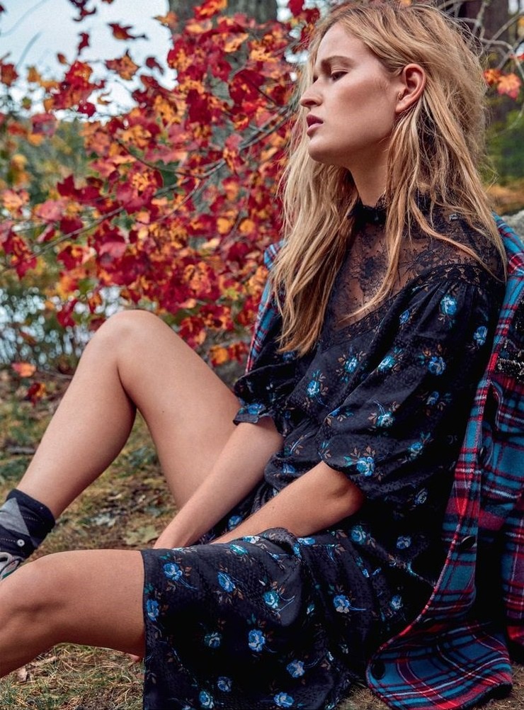 Picture of Adrianna Bach model