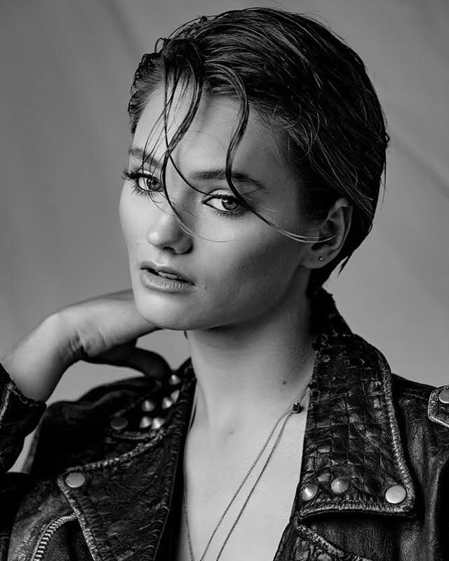 Picture of India Rose model